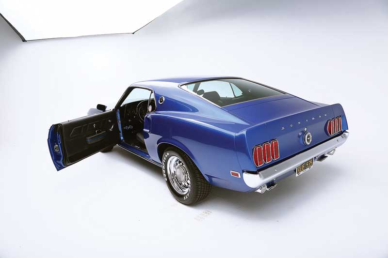1969-70 Mustang Fastback, Rear Window Glass, Light Green Tint | Mustang ...